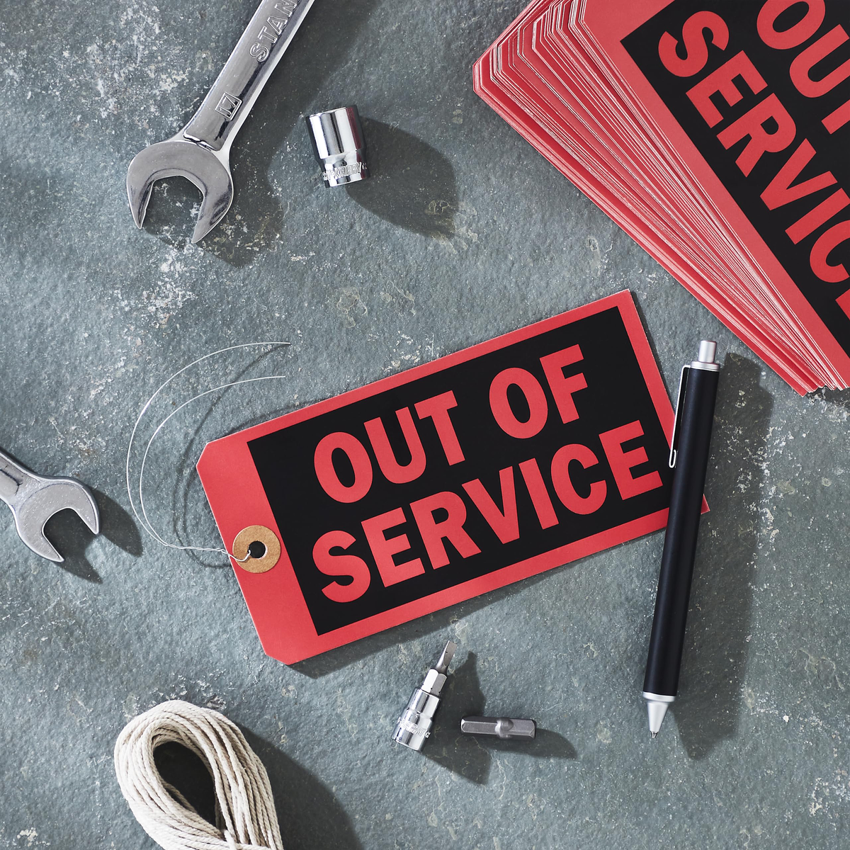 13pt Out of Service Tag w/ Wire Hanger Set of 200 6.22x3.15 – VHC ...