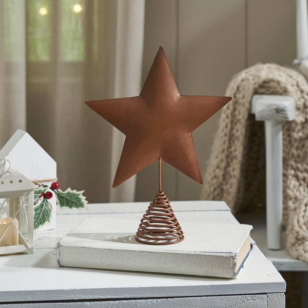 Rust Star Metal Tree Topper 10.6 inch – VHC Brands Home Decor
